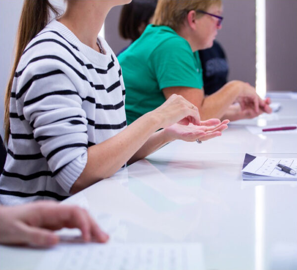 Diploma of Interpreting (Auslan) - Deaf Connect